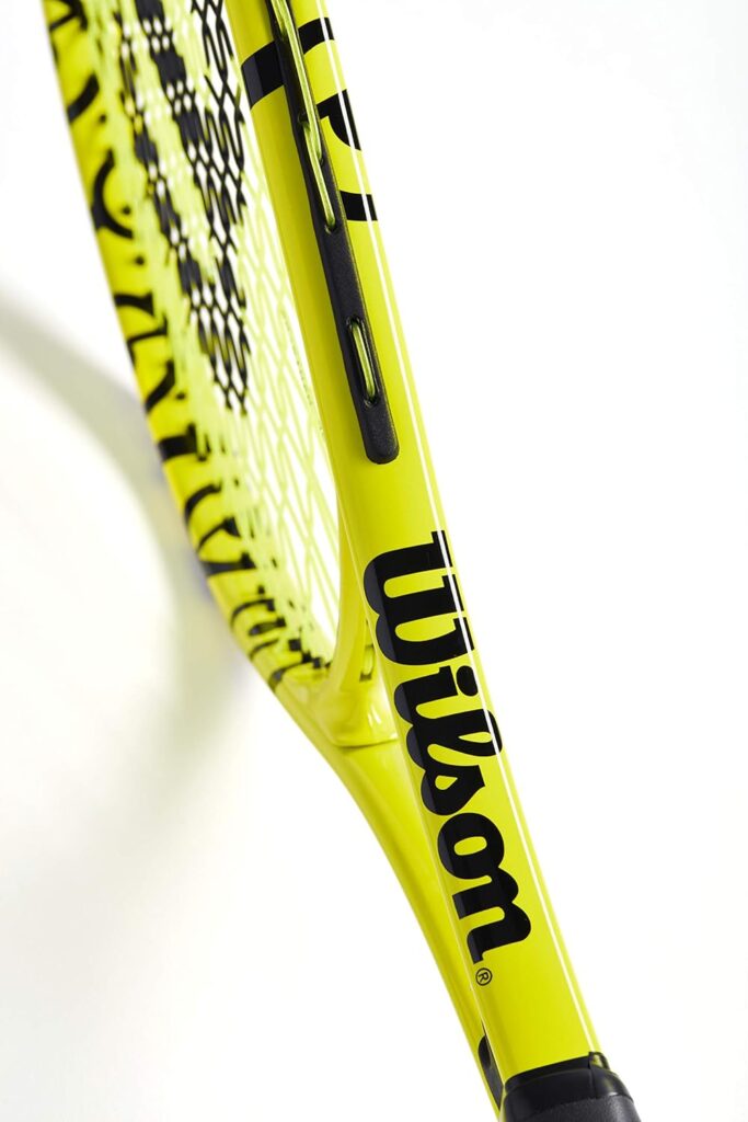 Wilson Minions Junior/Youth Recreational Tennis Racket Review - KIDS ...